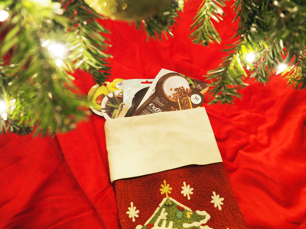 Holiday Gift Guide: Spa and Wellness Stocking Stuffers - It Starts With ...